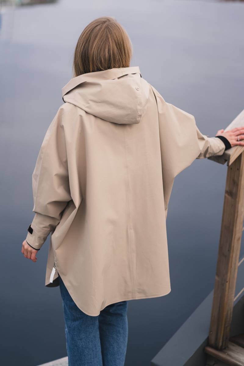 Bergen Poncho Beige - Vakre Vene